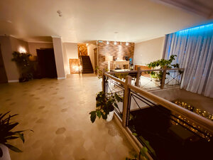Шатун (ulitsa Lenina No:16), restoran  Tommot'tan
