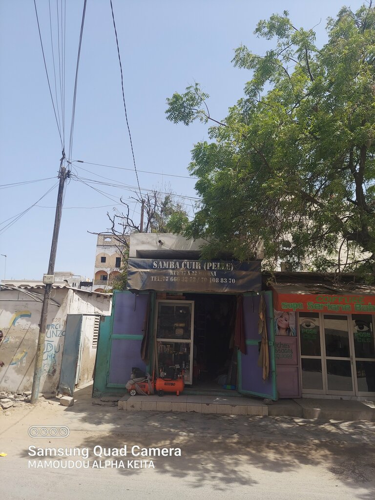 Ayakkabı tamiri Samba Cuir Pelle, Dakar, foto