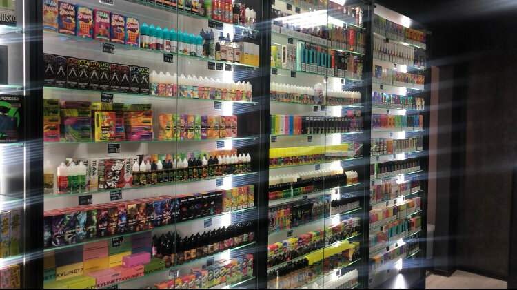 Elektronik sigara satış noktaları Big smoke, Bratsk, foto