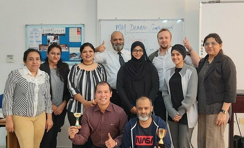 i̇şletme okulu Master Education International, Sharjah, foto