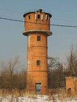 У башни (ulitsa Krupskoy No:1А, selo Kolosovka), market  Omskaya oblastından
