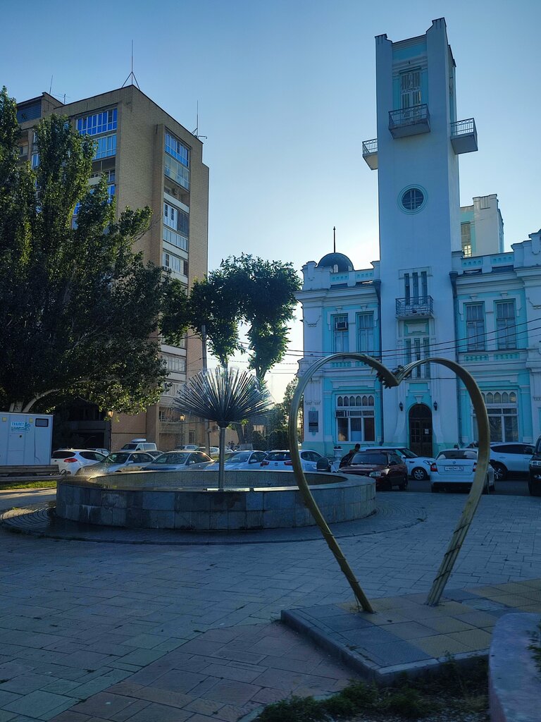 Çeşme Fountain, Astrahan, foto