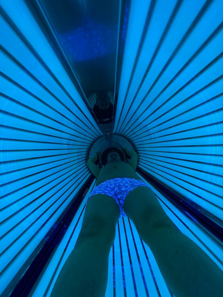 Solaryumlar B r o n z a, Çehov, foto