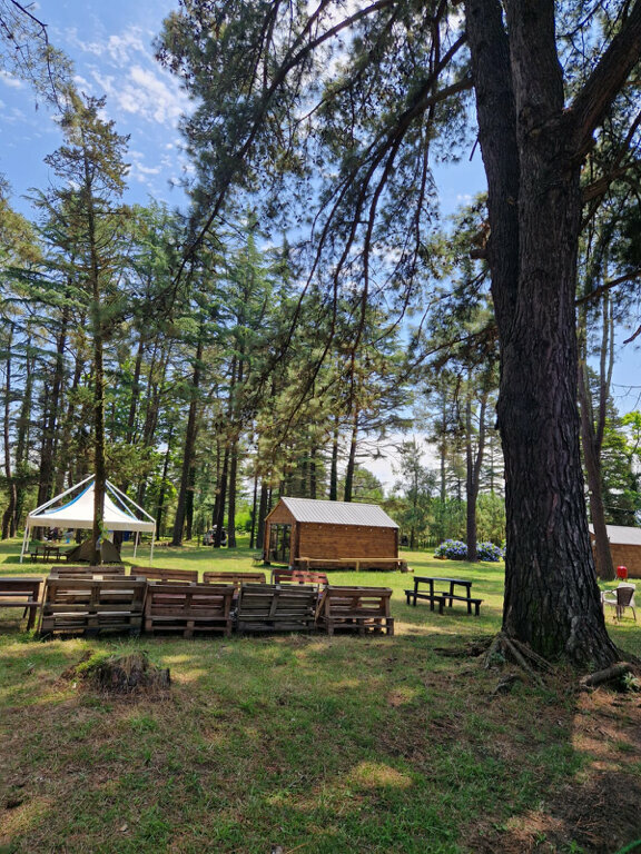 Kamp alanları Caping zekari, Kabuletti, foto