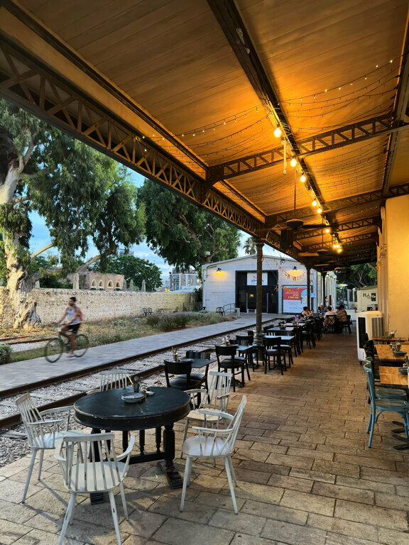 Kafe Tasha Glida veKafe Cafe, Tel Aviv, foto