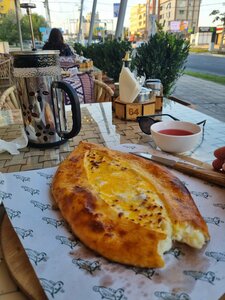 Kausar (Qonaev dańǵyly No:31/3, Shymkent), kafe  Çimkent'ten (Şımkent'ten)