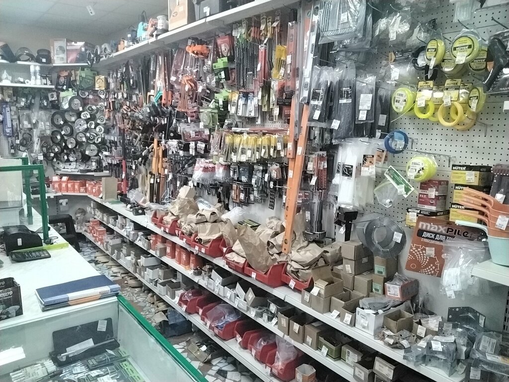 Yapı mağazası Строительно-хозяйственная база, Bogoroditsk, foto