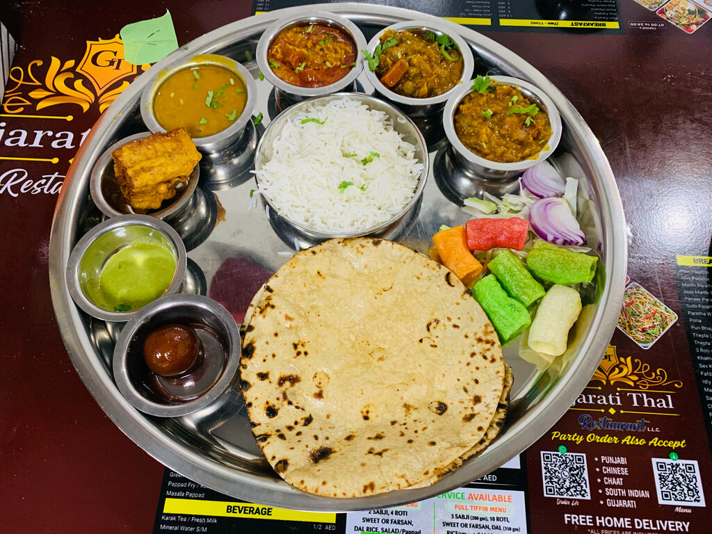 Restoran Gujarati Thal Restaurant, Dubai, foto