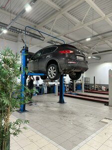 J-Motors (ulitsa Oganova No:39А), otomobil servisi  Rostov‑na‑Donu'dan