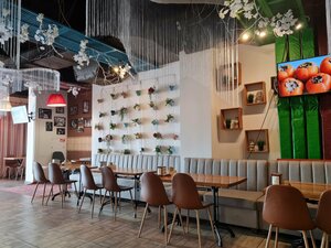 Granny (Lenina Street No:2), kafe  Zlatoust'tan
