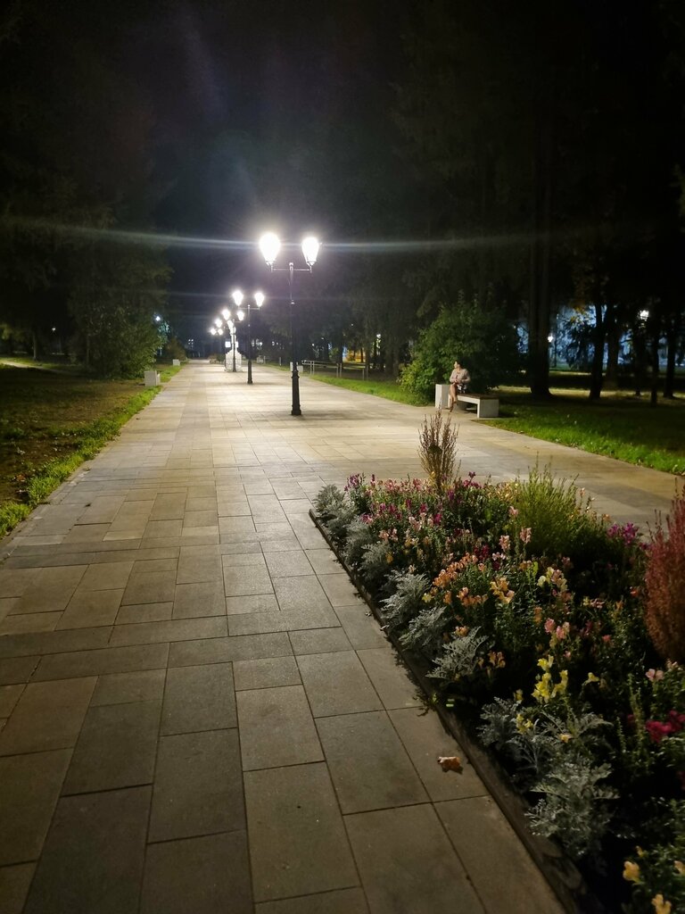 Kültür ve eğlence parkları Центральный сквер, Boksitogorsk, foto