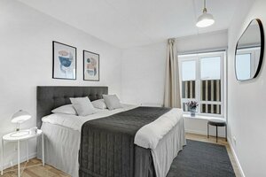 Two-bedrooms Apartment With Amazing View and Sunny Balcony Next to Royal Arena (Capital Region, Kalvebod Fælled), otel  Danimarka Başkent Bölgesi'nden