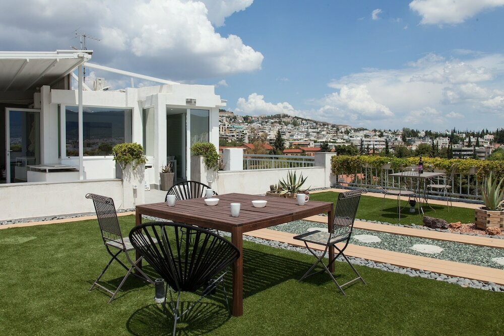 Otel Penthouse in center of Athens with View, Atina, foto