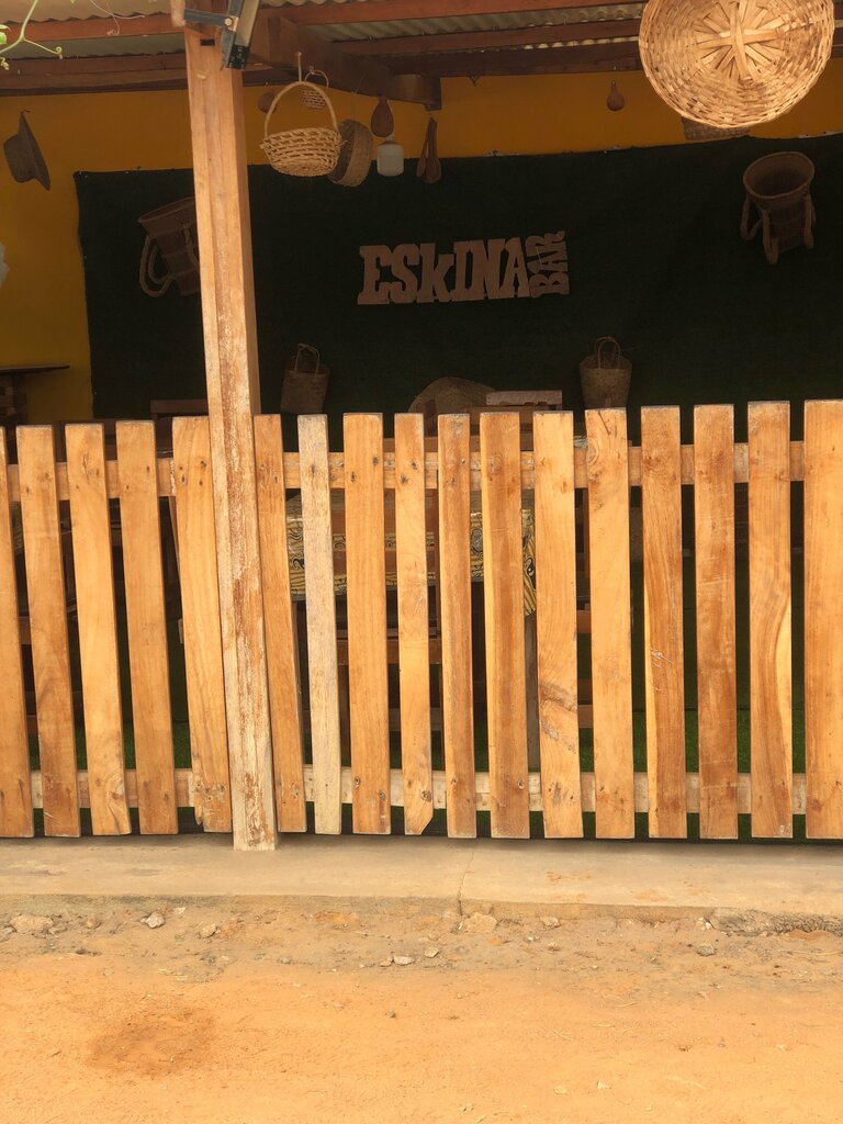 Bar Eskina Bar, Loanda, foto