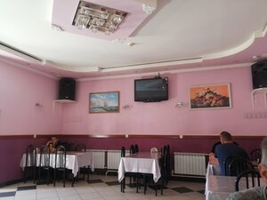 Чемпион (Parkovaya ulitsa No:2А, posyolok gorodskogo tipa Krasnomayskiy), kafe  Tverskaya oblastından