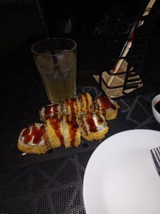 Sushi Tori Bar (ulitsa Lenina No:101, rabochiy posyolok Cherlak), suşi restoranı  Omskaya oblastından