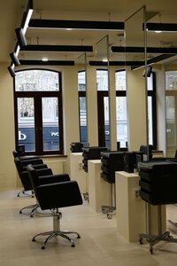 Tut Strigut (Bolshaya Dmitrovka Street No:16к1), güzellik salonu  Moskova'dan