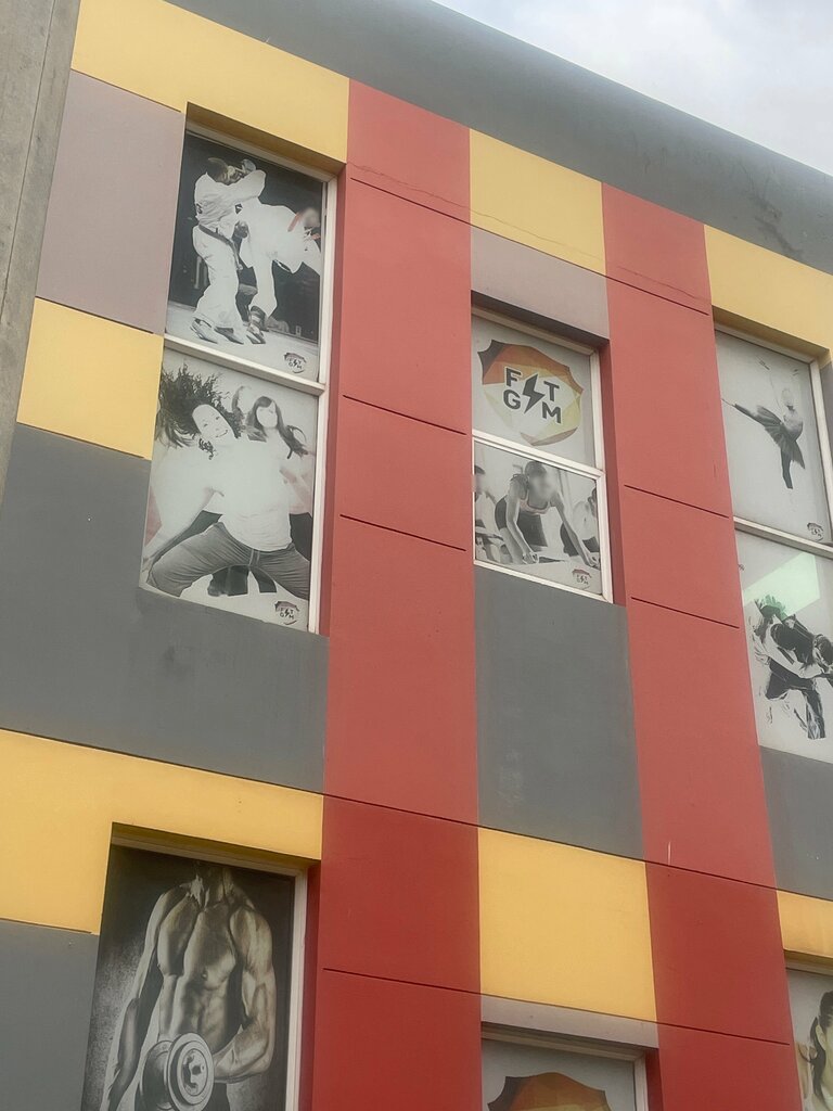 Spor kulüpleri Fit GYM, Loanda, foto