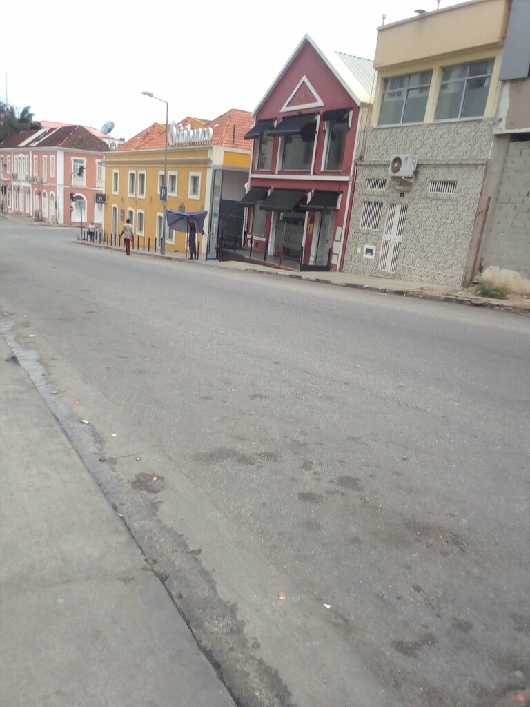 Restoran Bacchus, Loanda, foto