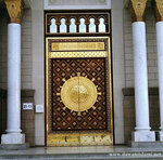 Al Madina Al Arabeya (10, England-X Street, England Cluster, Dubai International City, Mushraif, Dubai), kitap mağazaları