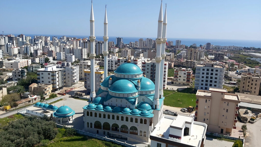 Cami Koyuncu Cami, Erdemli, foto