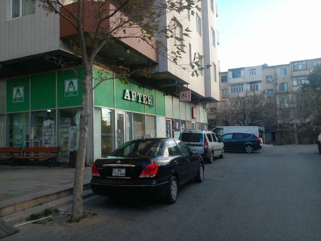 Eczaneler Aptek, Bakü, foto