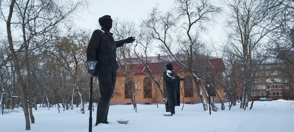 Anıt, heykel V. I. Lenin, Petropavl (Petropavlovsk), foto