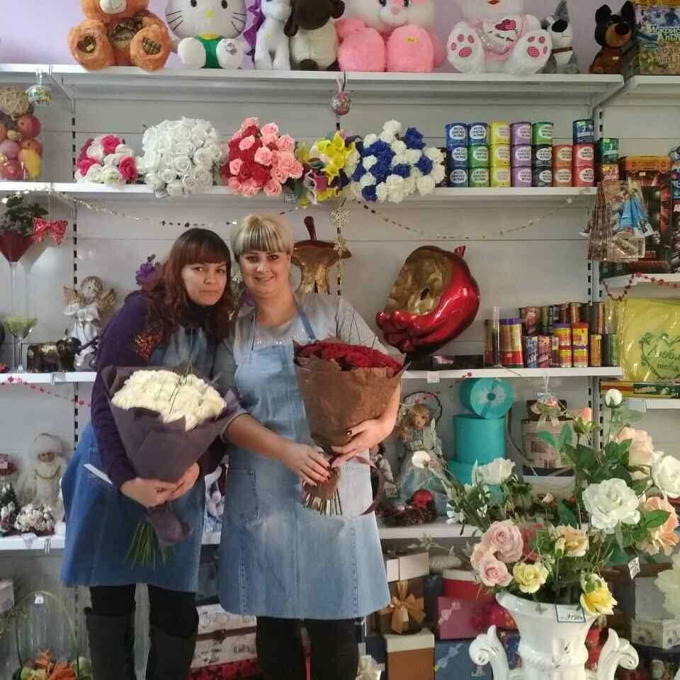 Çiçekçiler Liliya, Ip Bolotina L. M., Buzuluk, foto