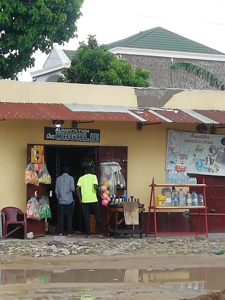 Banyo ve klozet mağazaları Alimentation Magali, Brazzaville, foto