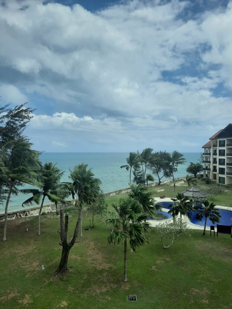 Otel Sunset Seaview Beach Villas & SPA Suites at Nexus Karambunai, Sabah, foto