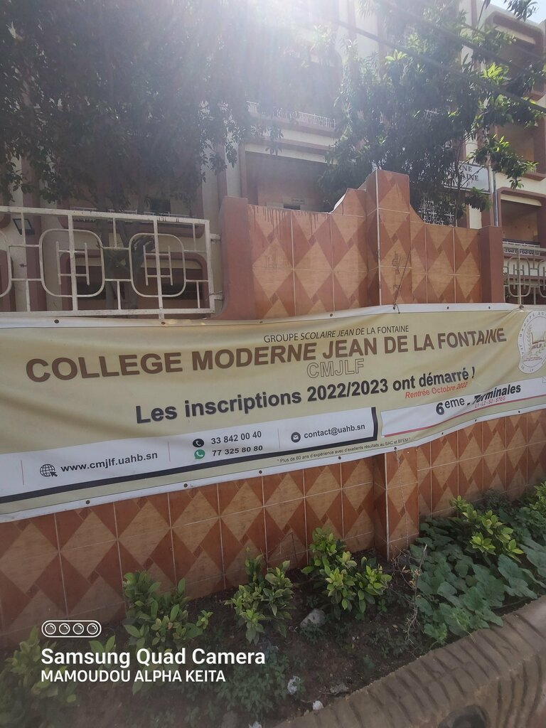 Yüksekokul Collège Moderne Jean de la Fontaine, Dakar, foto