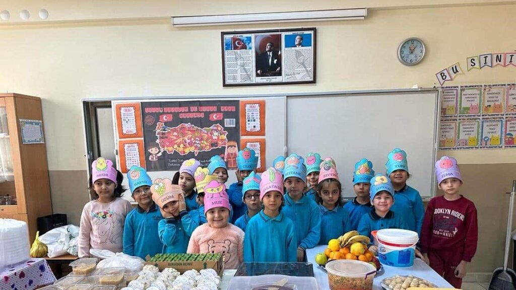 i̇lkokul Sarıçökek İlkokulu, Kaynaşlı, foto