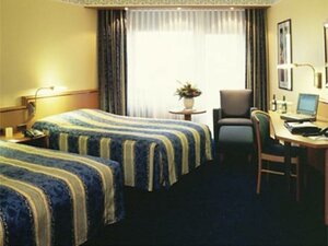 Leonardo Royal Hotel Frankfurt (Hesse, Frankfurt), otel  Frankfurt am Main'den