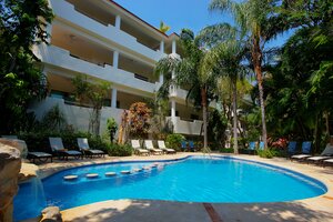 Riviera Maya Suites (Chiapas, Miguel Alemán, Calle Central Norte), otel  Playa Del Carmen'den