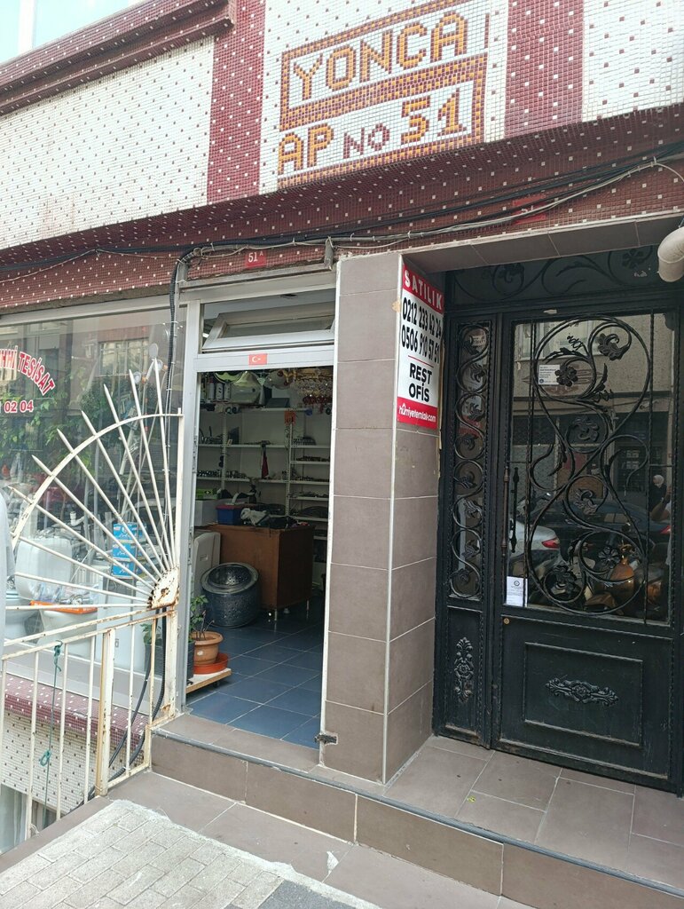 Banyo ve klozet mağazaları Bayraktar Sıhhi Tesisat, İstanbul, foto