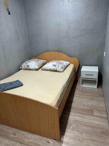 Два брата (Bolshevistskaya ulitsa No:80, khutor Staraya Stanitsa), otel  Rostovskaya oblastından
