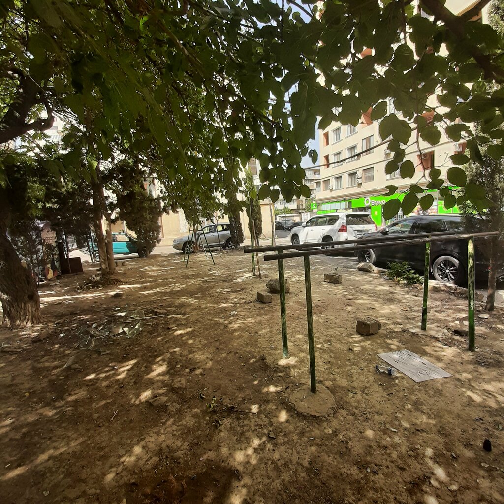 Oyun alanı Playground, Bakü, foto
