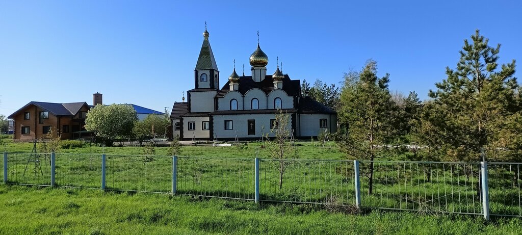 Ortodoks kiliseleri Gazhajyp Worker Nikolai Temple, Kuzey Kazakistan eyaleti, foto