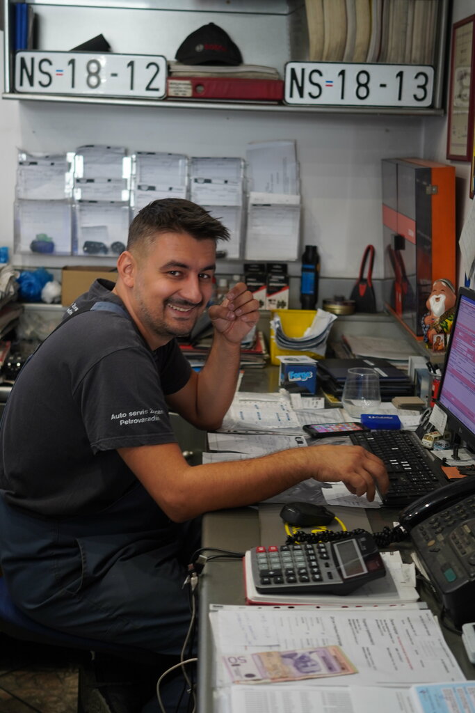 Otomobil servisi Bcs Auto Servis Zoran, Güney Backa İlçesi, foto
