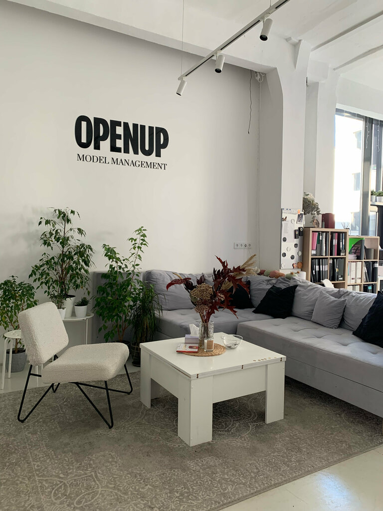 Mankenlik ajansları Open Up Models Management, Moskova, foto