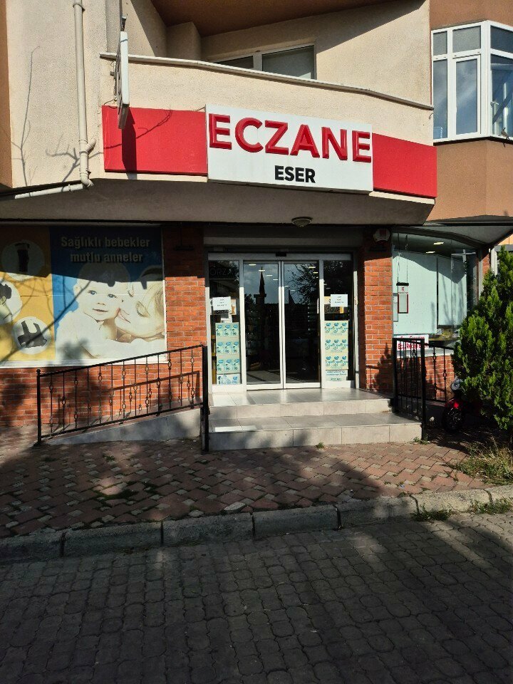Eczaneler Eser Eczanesi, İstanbul, foto