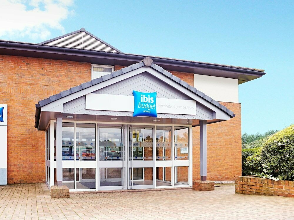 Otel Ibis budget Warrington Lymm Services, İngiltere, foto