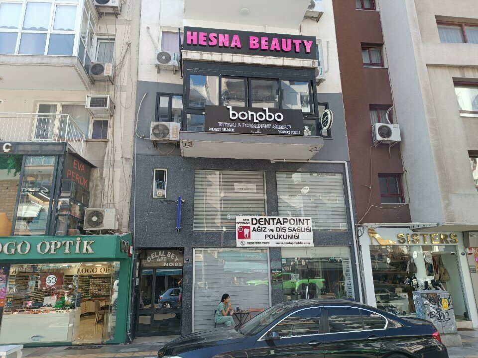 Dövmeciler Bonobo Tattoo Studio, İzmir, foto
