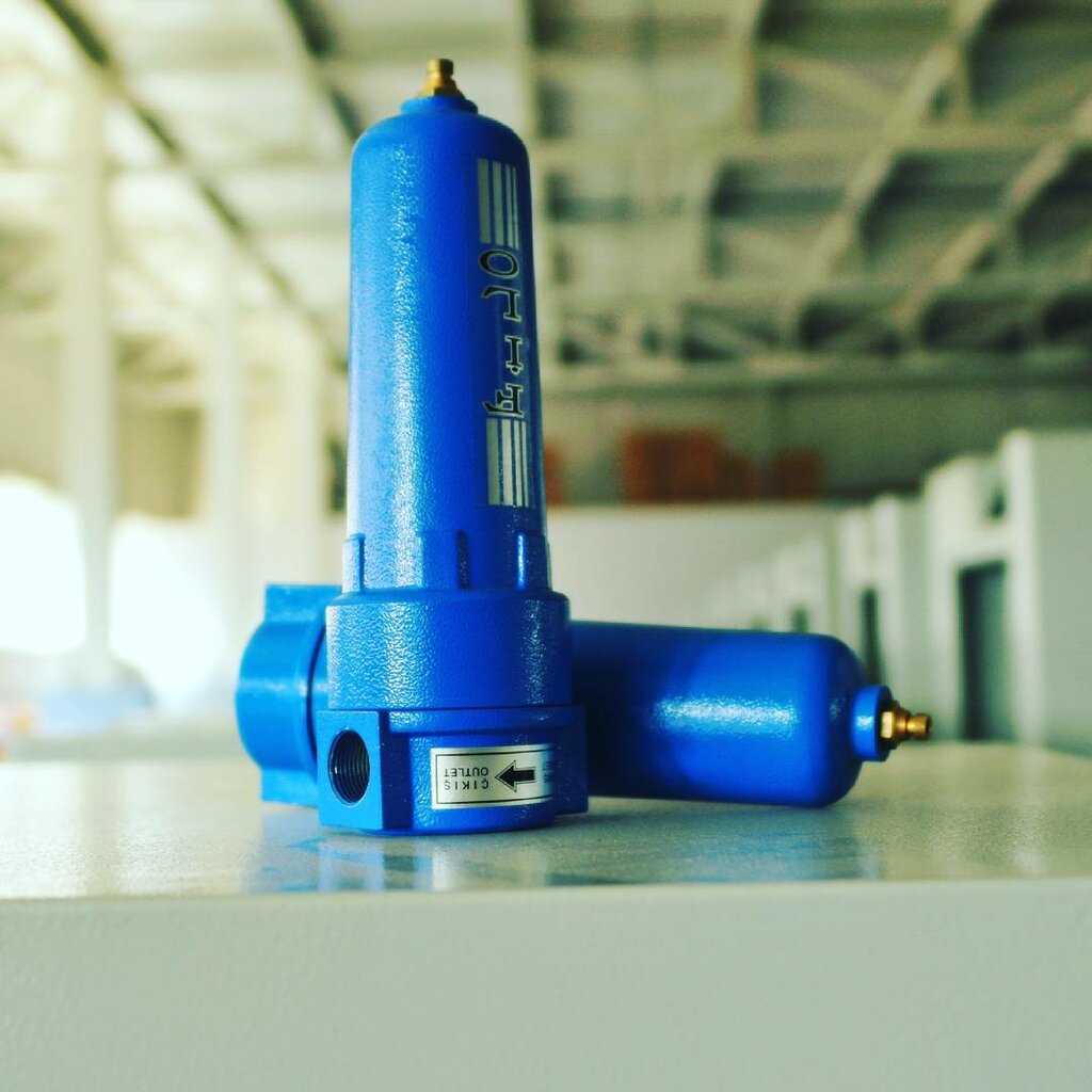 Boya ve cila malzemeleri üretim ve satış yerleri Berk Teknik, İstanbul, foto