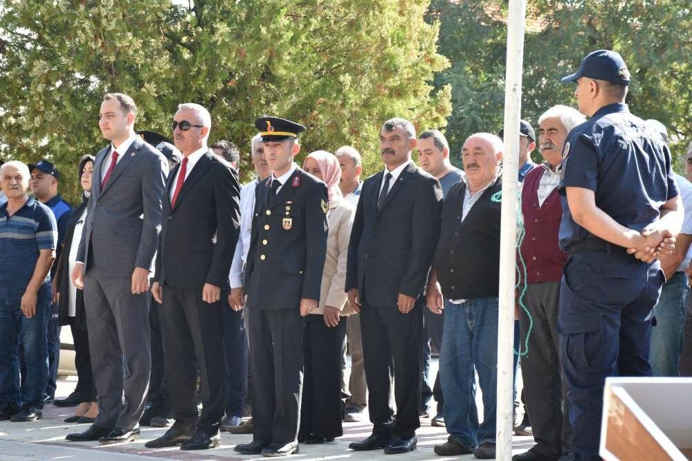 Belediyeler, devlet daireleri Evren Belediyesi, Evren, foto