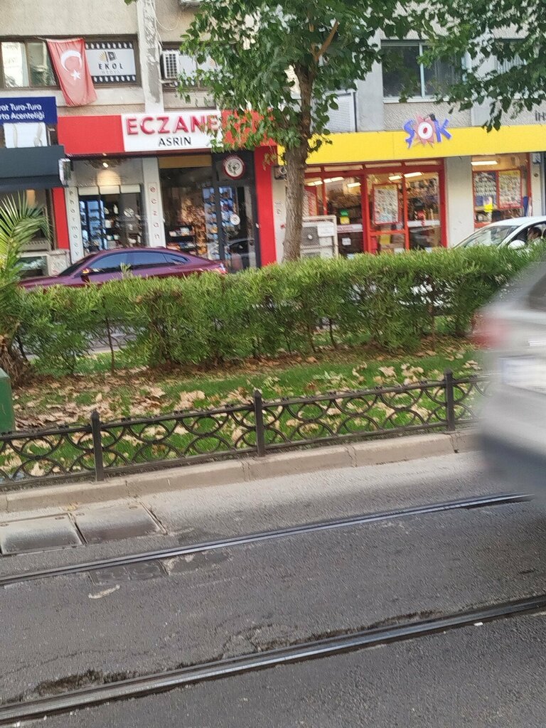 Eczaneler Asrın Eczanesi, İzmir, foto