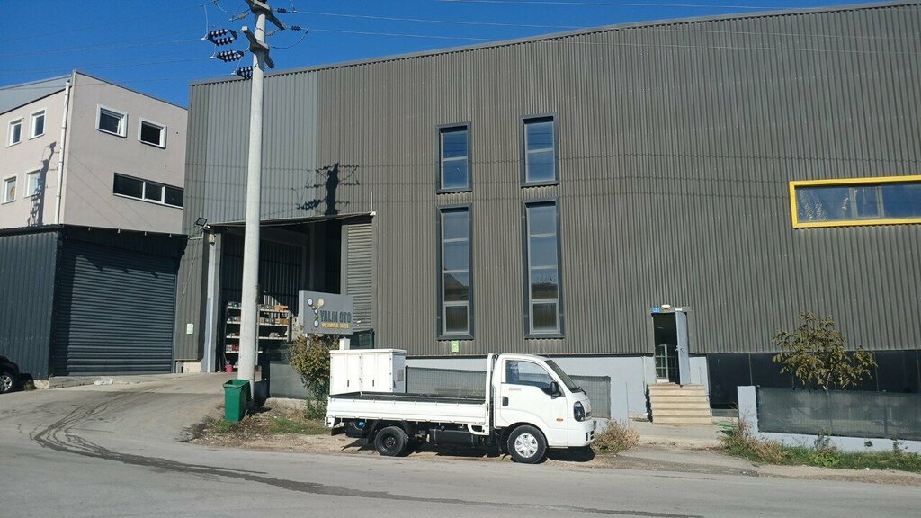 Otomobil parçaları imalatı Yalın Oto Yan Sanayi, Bursa, foto