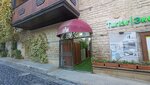 Twin Castle Boutique Hotel (Bakı, Sebail District, Mirzе Еlеkbеr Sabir Street, 25), otel  Bakü'den