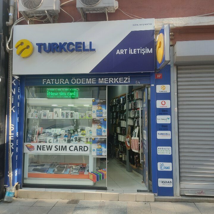 Cep telefonu ve aksesuarları satış mağazaları Art İletişim, İstanbul, foto