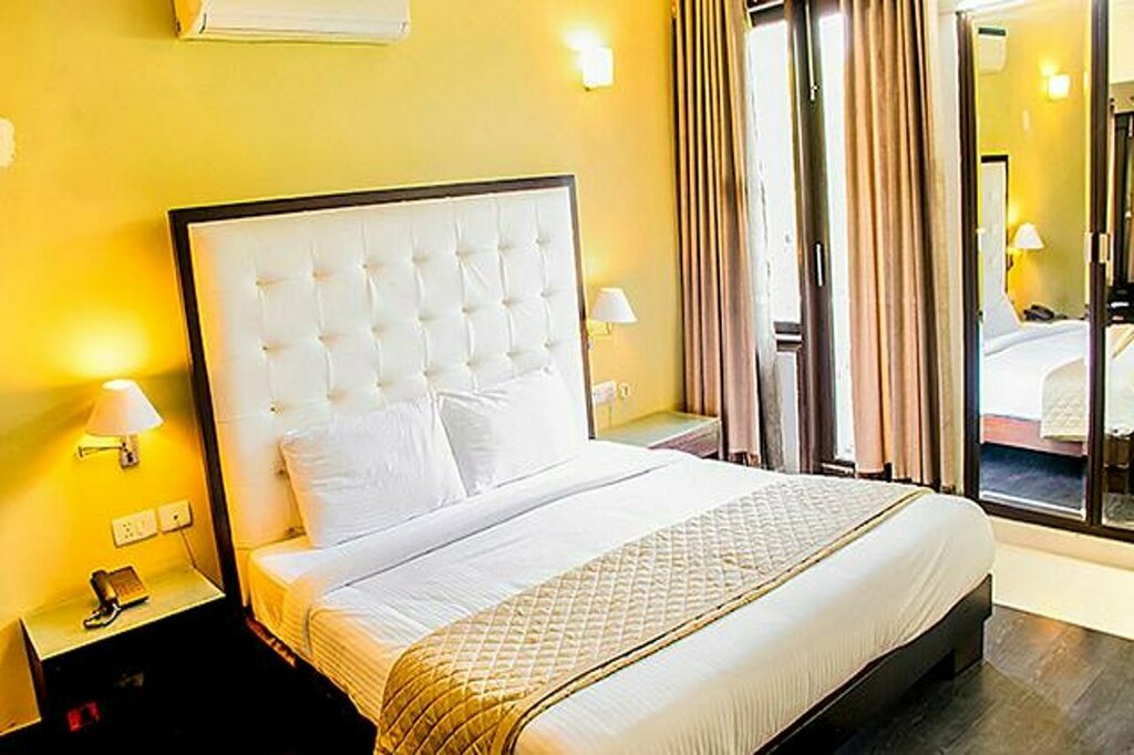 Otel FabHotel Anutham Saket, Delhi, foto